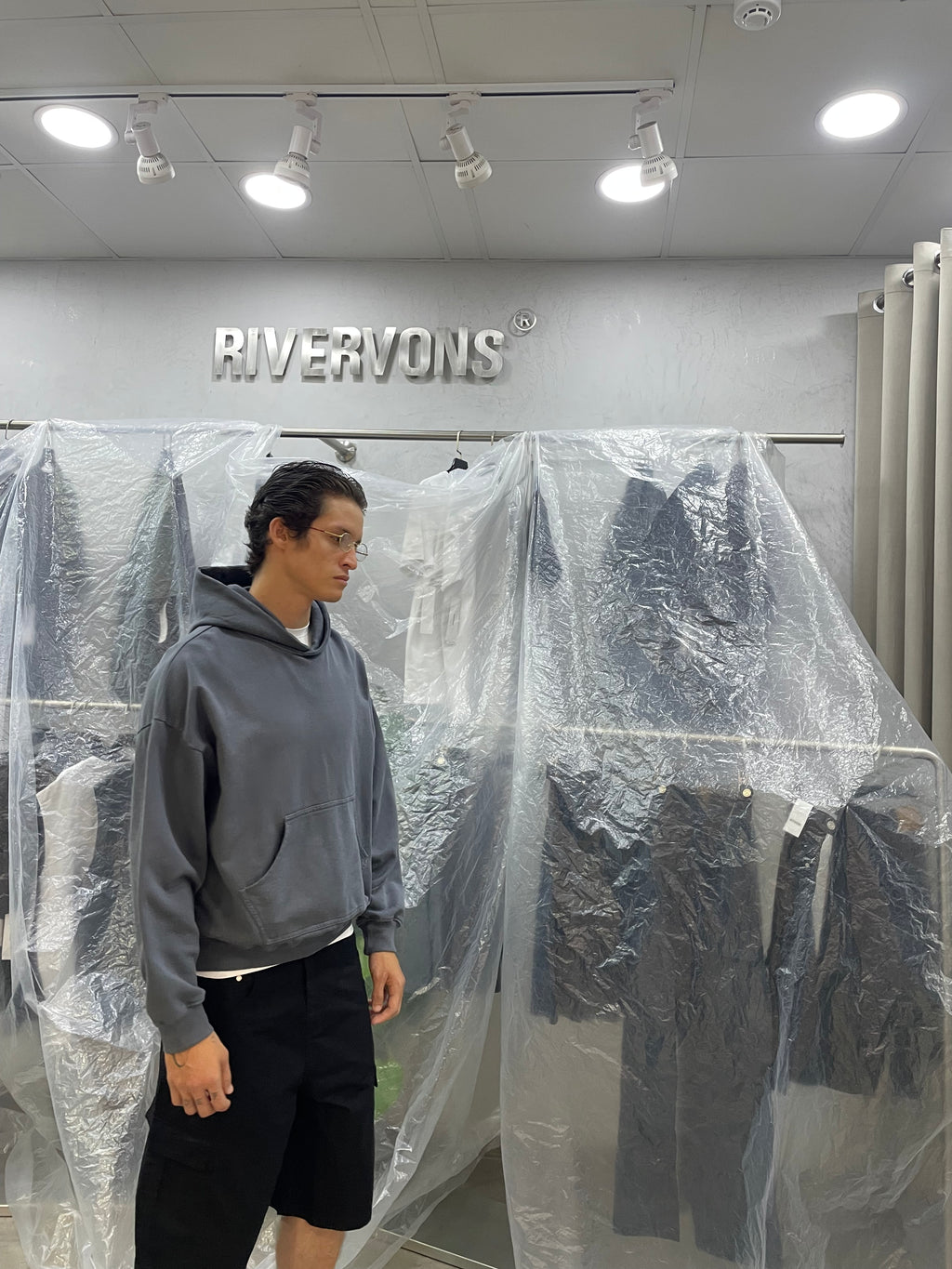 HeavyWeight Hoodie - washed Grey – Rivervons